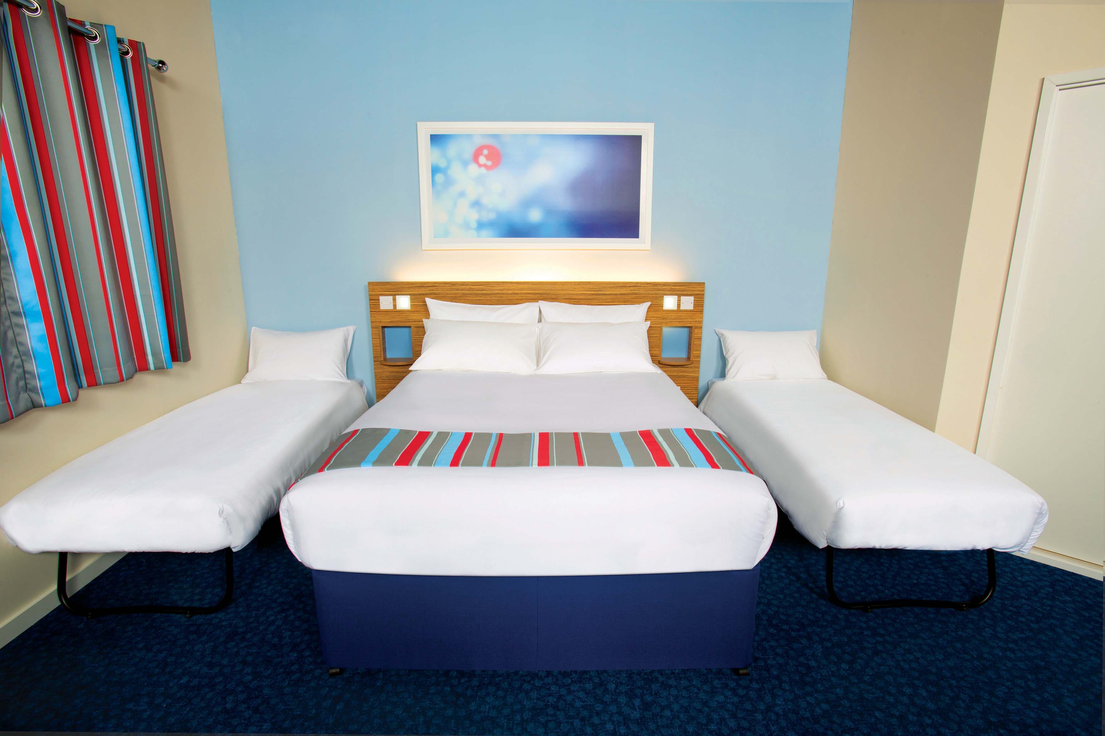 What Size Are Travelodge Beds at Laura Stanley blog