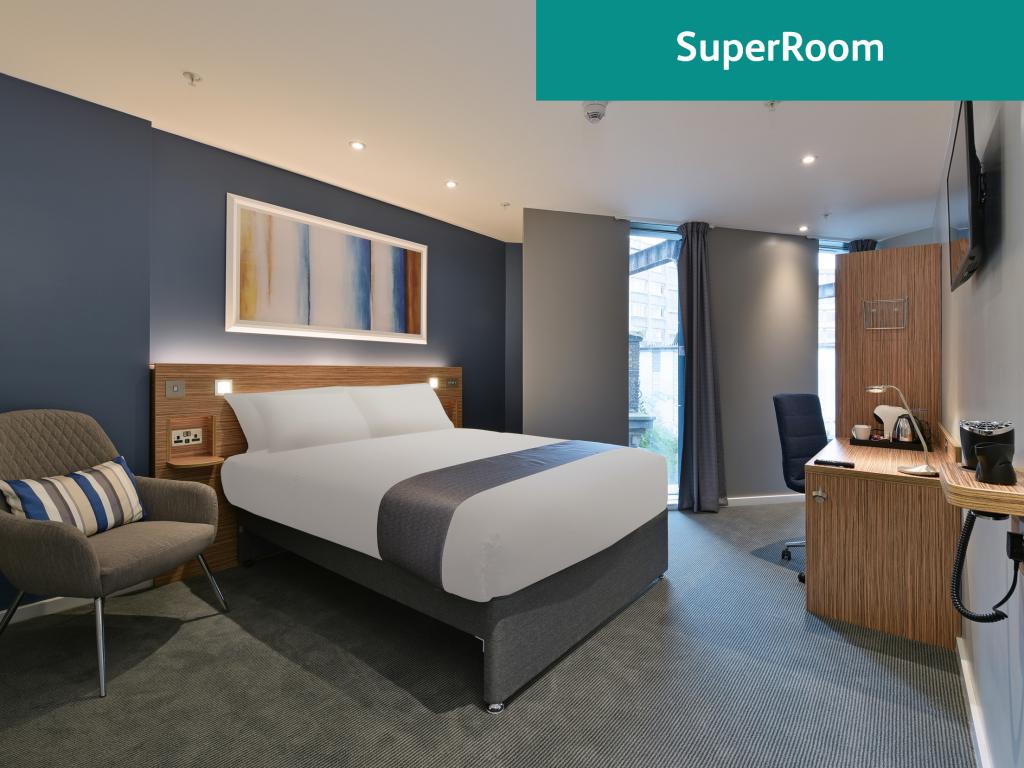 Travelodge | London Central Elephant and Castle hotel - London Central ...