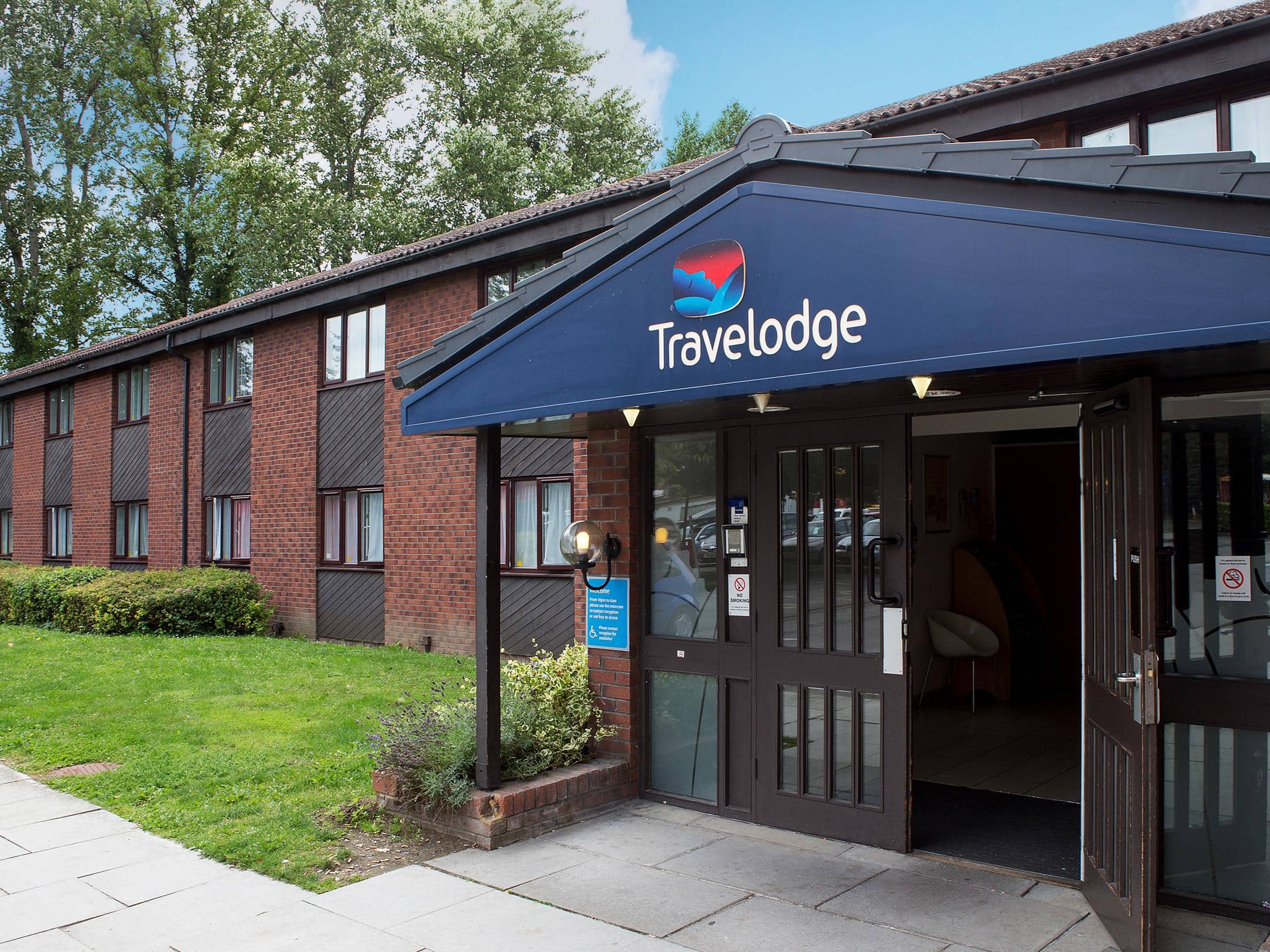 Travelodge | Amesbury Stonehenge hotel - Amesbury Stonehenge hotels